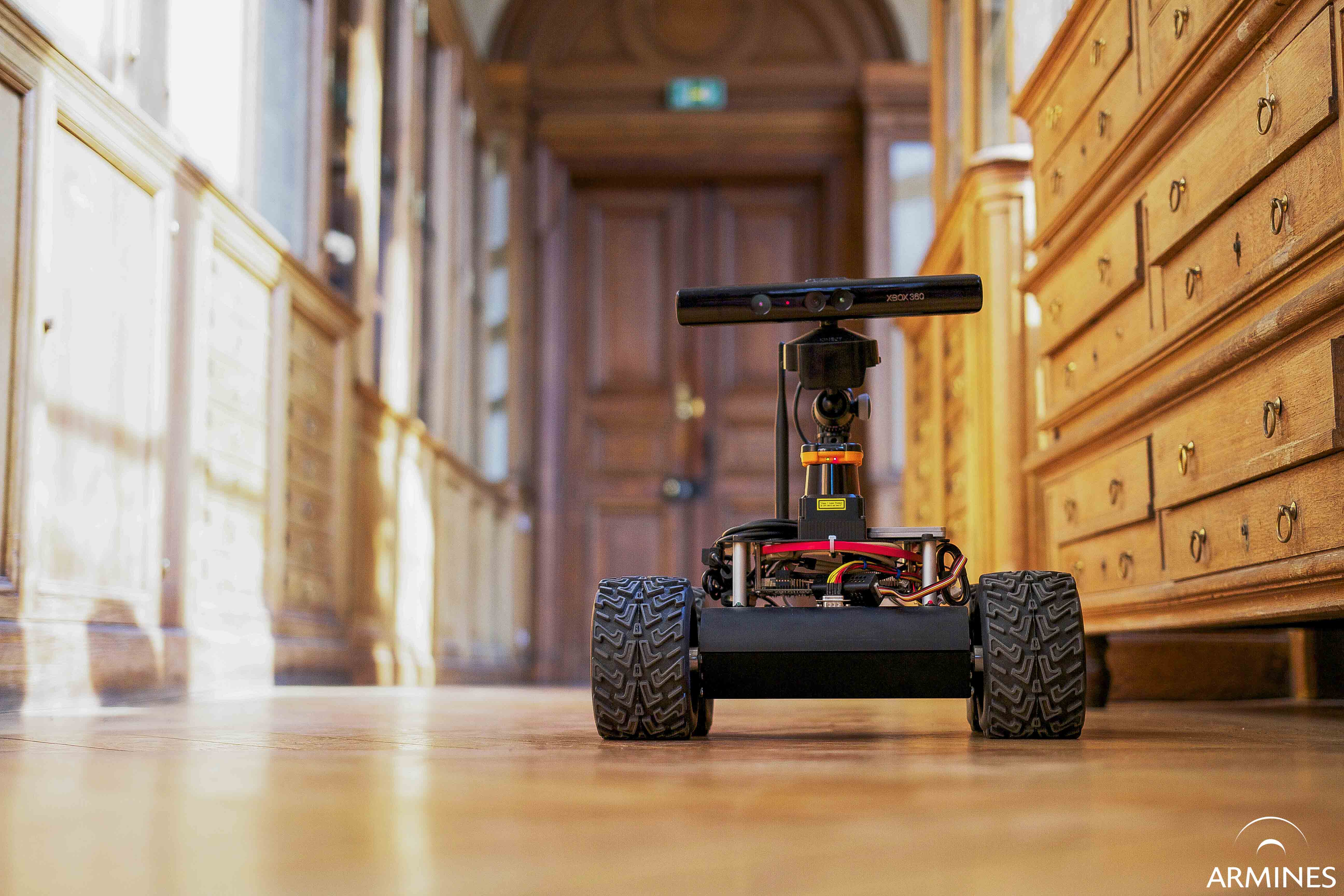Un robot autonome pour la localisation et la cartographie